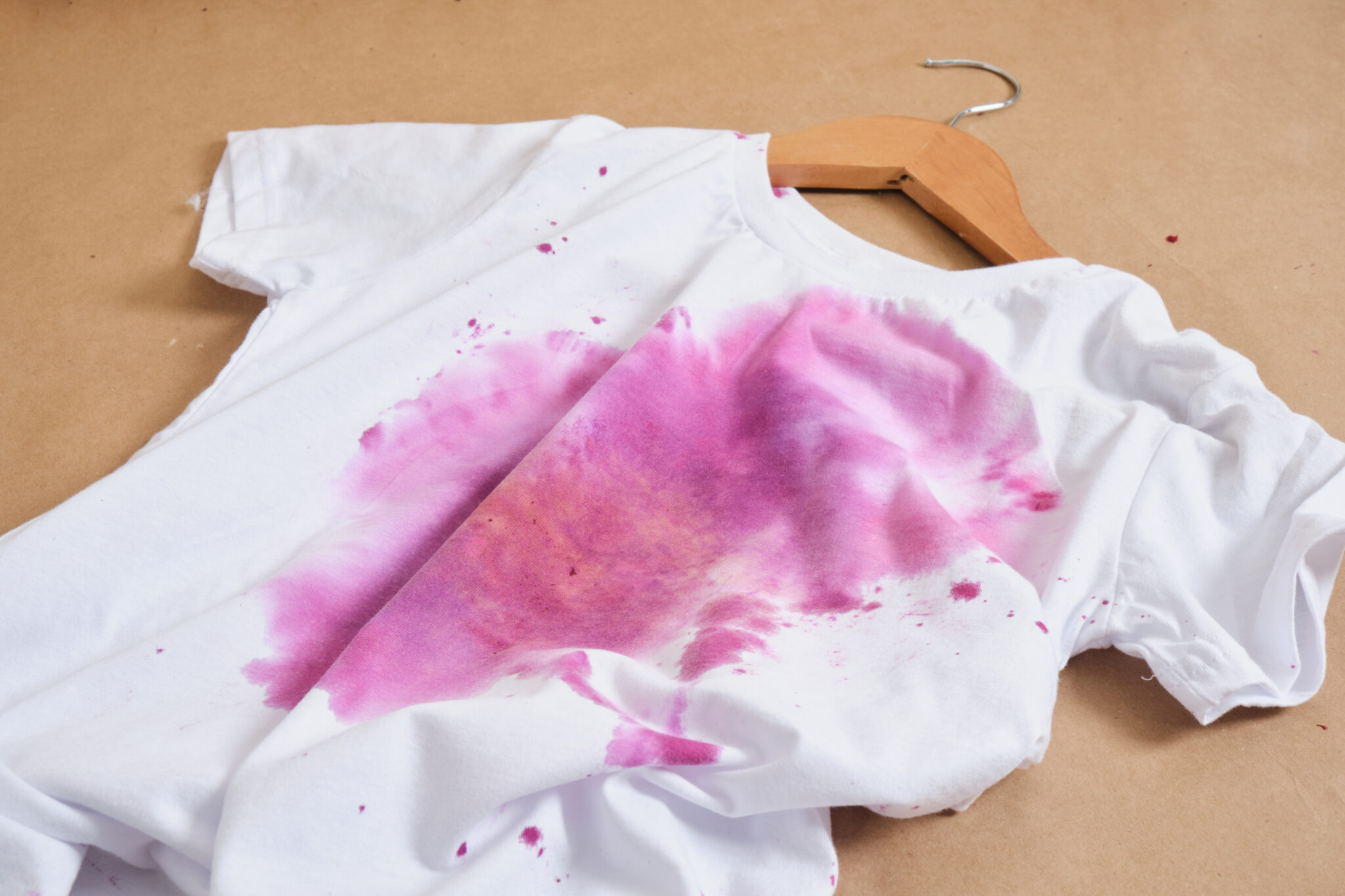 How to get paint out of clothes? Step‑by‑step guide